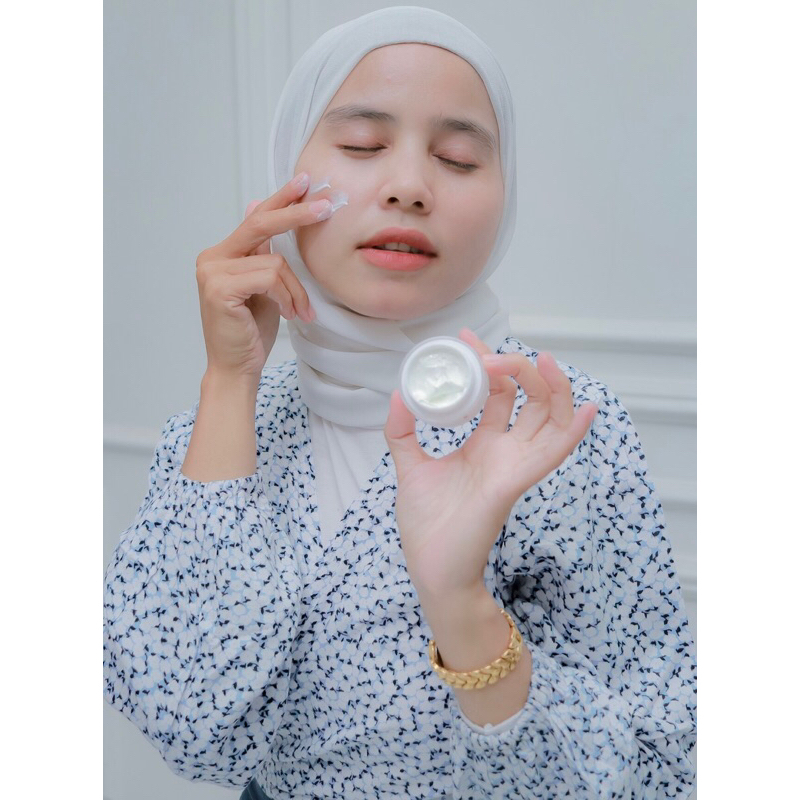 Jual SUNSCREEN DOUBLE UV PROTECTION RNC GLOW (10g) | Shopee Indonesia