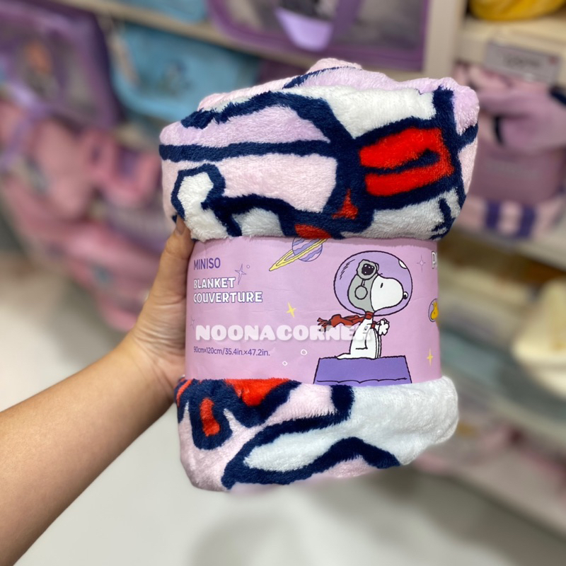 Jual Miniso x Peanuts ‼️ Printed Blanket / Selimut Lembut Snoopy The Little Space Explorer ...