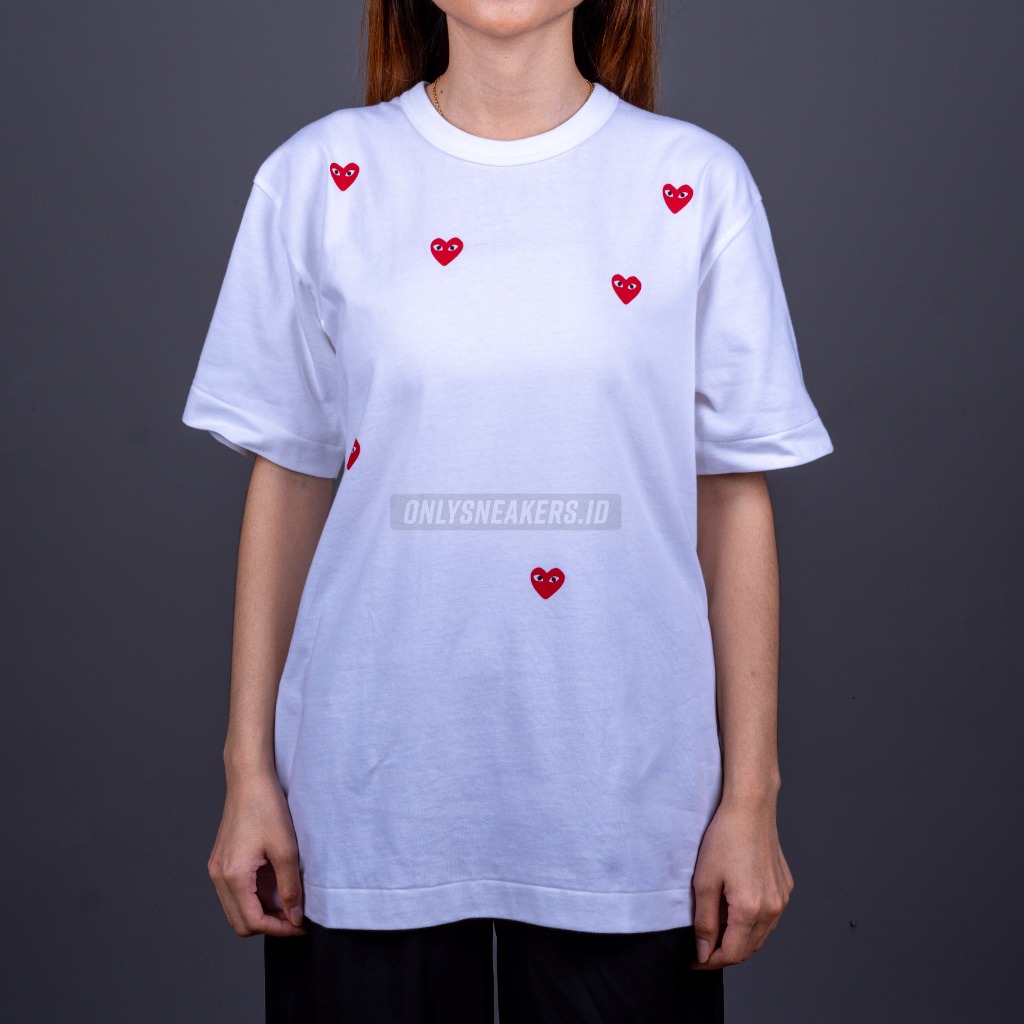 Jual CDG MULTI RED HEART LOGO WHITE TEE (100% AUTHENTIC) | Shopee Indonesia