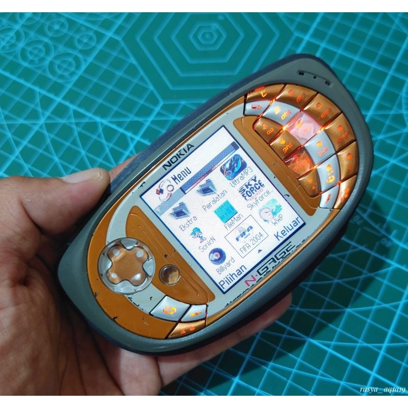 Jual Nokia Ngage QD Gold Limited edition | Shopee Indonesia