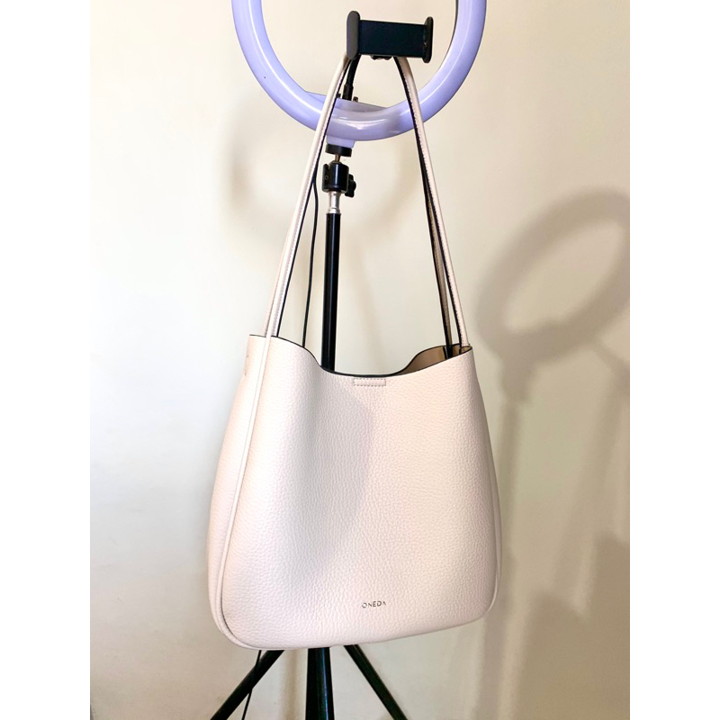 Jual ONEDA HAILEY TAS BAHU TOTE BAG (LIKE NEW) | Shopee Indonesia