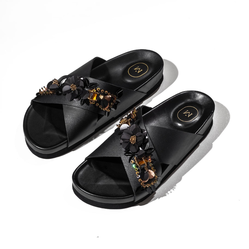 Jual Mazia Look Sandal Slide Tali Wanita Pablo Black Payet | Shopee ...