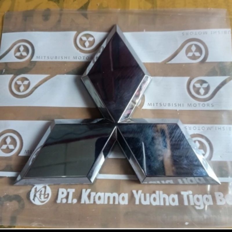 Jual lambang logo emblem Mitsubishi Strada Triton original | Shopee ...