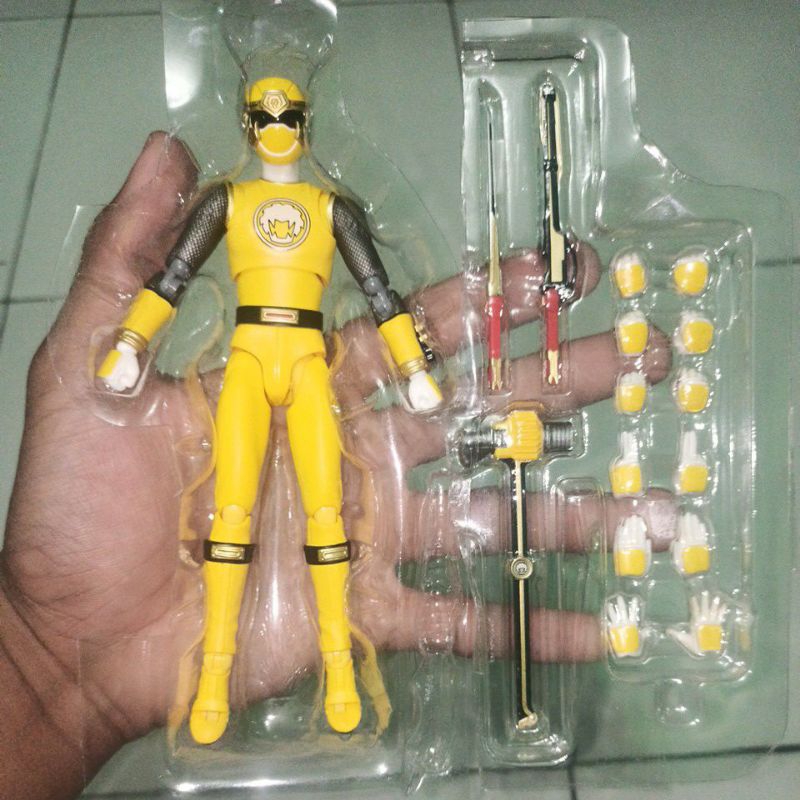 Jual Bandai SHF Power Rangers Ninja Storm Yellow + Wild force blue ...