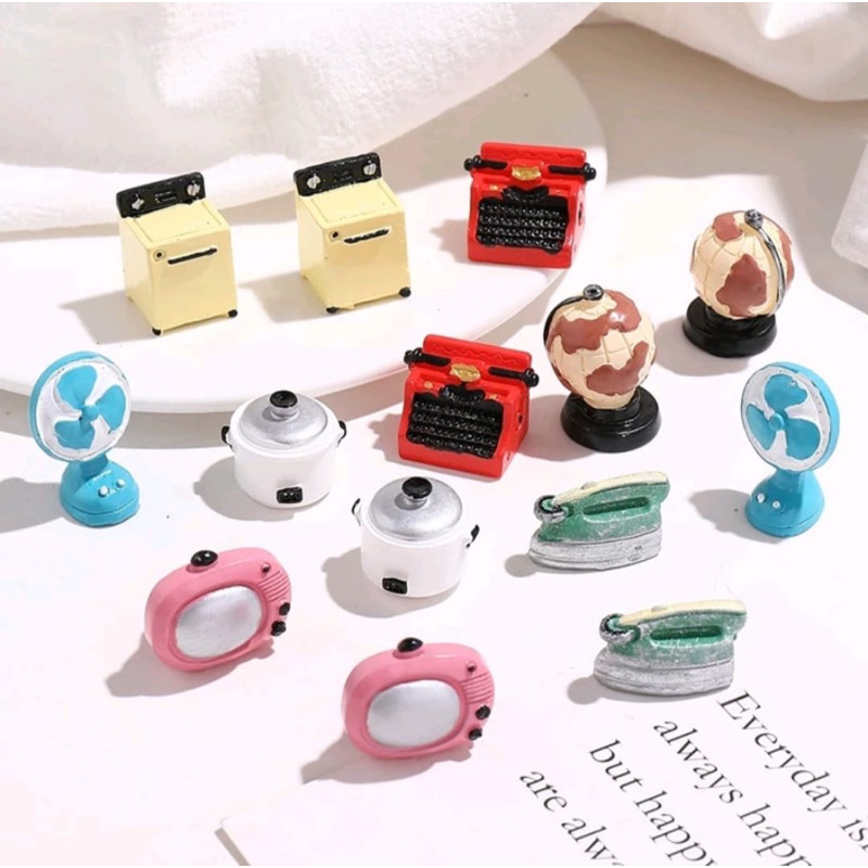 Jual Miniature Retro Appliances - Resin Ornaments Television Telephone ...