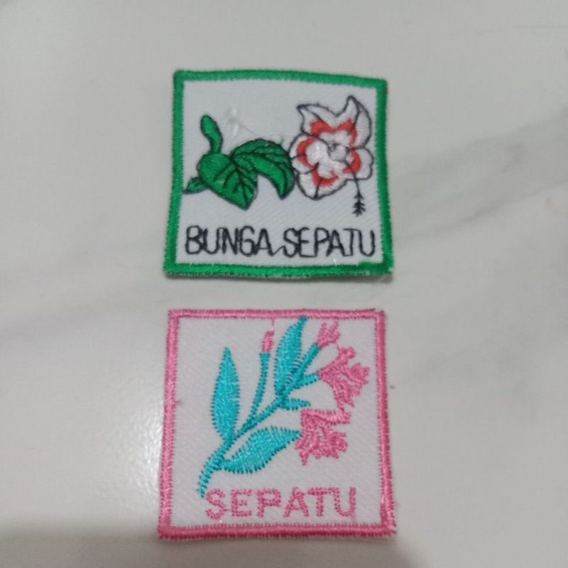 Jual BED REGU BUNGA PRAMUKA / BED REGU PEREMPUAN PRAMUKA(minimal ...