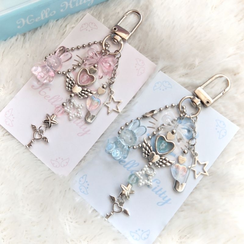 Jual pink and blue bunny new jeans beads keychain ૮ ˶ᵔ ᵕ ᵔ˶ ა | Shopee ...