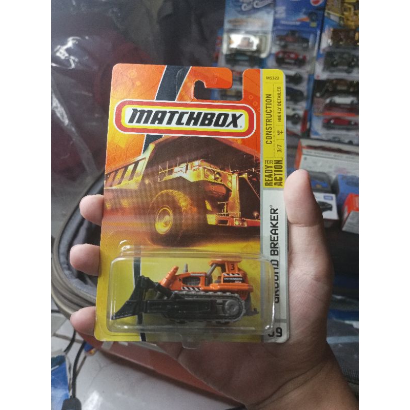 Jual matchbox Ground Breaker (bulldozer) alat berat | Shopee Indonesia