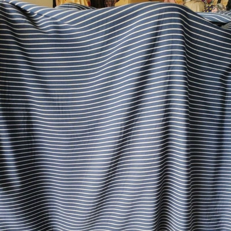 Jual kain Wolfis motif salur navy putih- bahan kain meteran wolfis ...