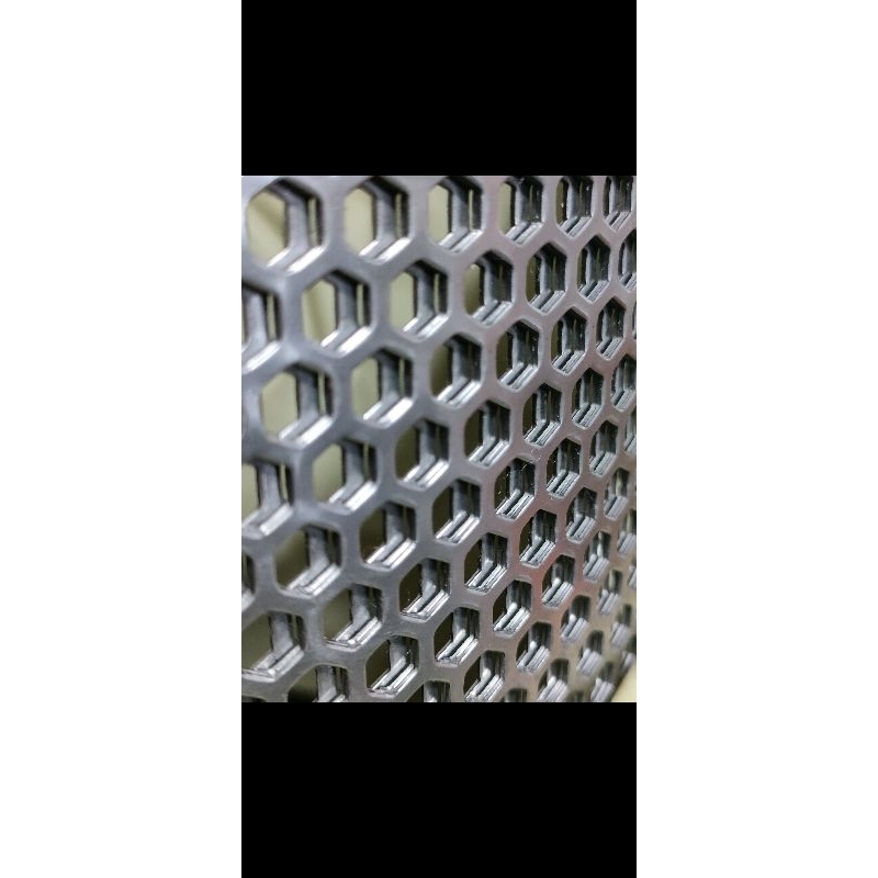 Jual Ram Gril tutup salon Spiker Motif segienam 6 mm 31x67, 36x81 ...