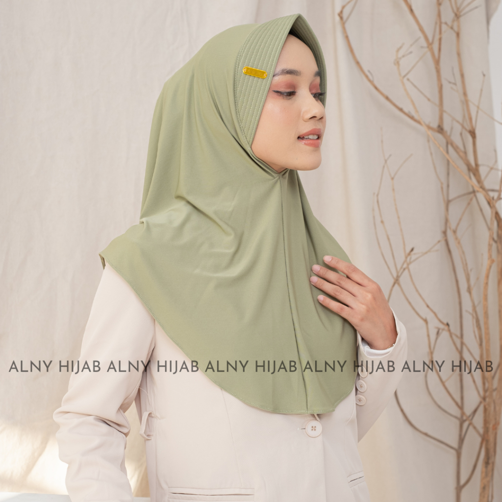Jual Hijab Bergo Hamidah Label Gold Hijab Instan Bahan Jersey Premium Jilbab Instan Menutup Dada ...