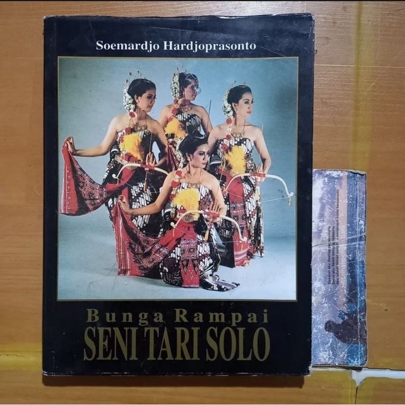 Jual Buku Bunga Rampai Seni Tari Solo | Shopee Indonesia