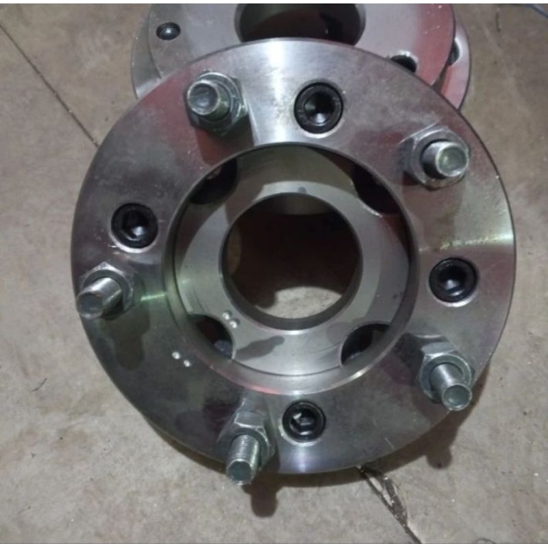 Jual adaptor velg 4 cm PANTHER 4x114 ke 5×139,7 ( 2 pcs ) | Shopee ...