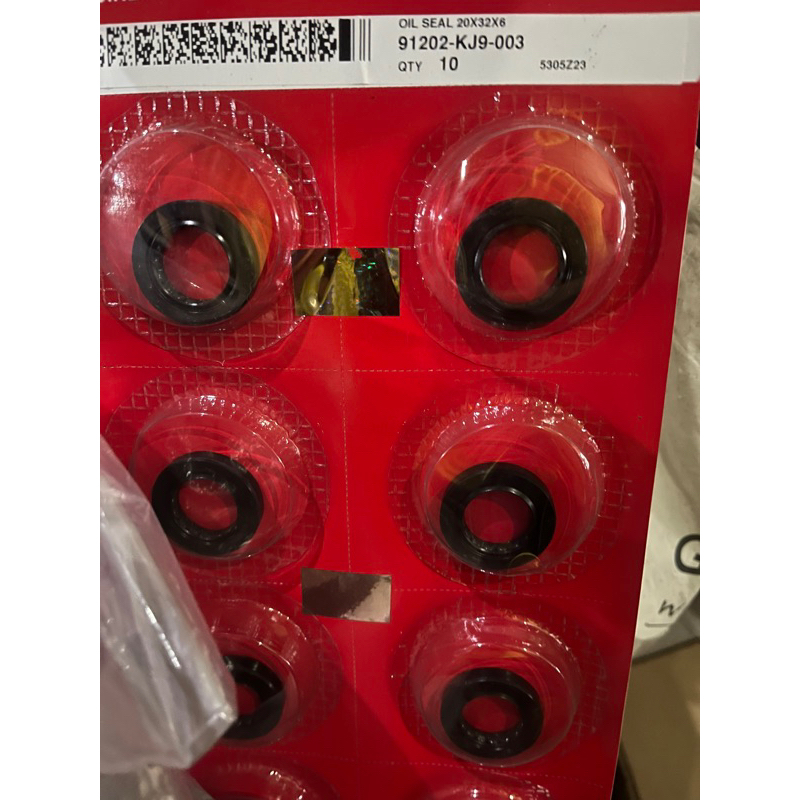 Jual SIL SEAL KRUK AS KIRI BEAT VARIO KJ9 ( 20x32x6 ) | Shopee Indonesia