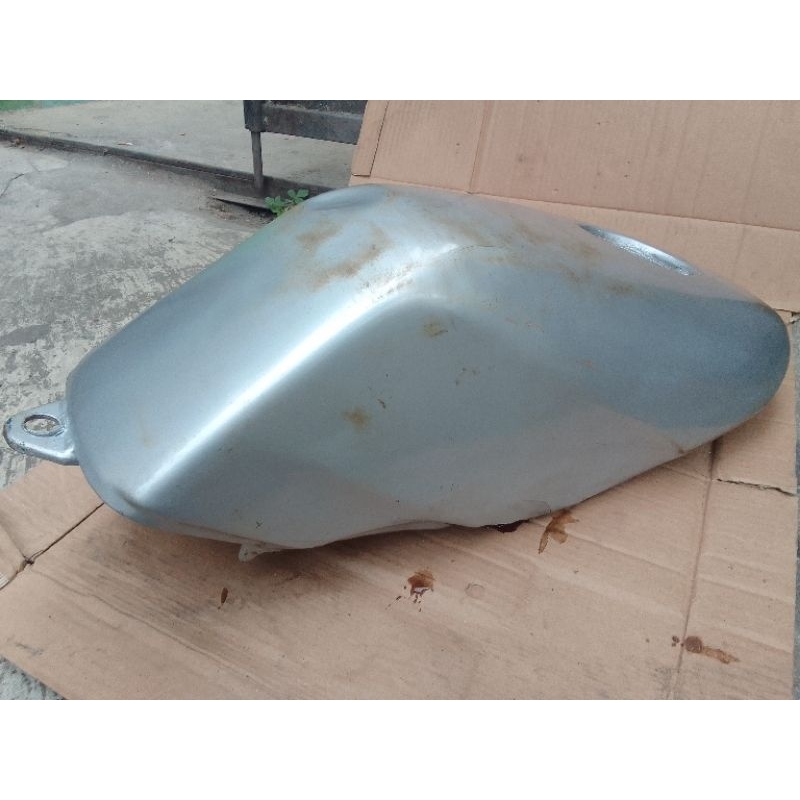 Jual Tangki tengki bensin ninja R SS merah cabe original Kawasaki ...