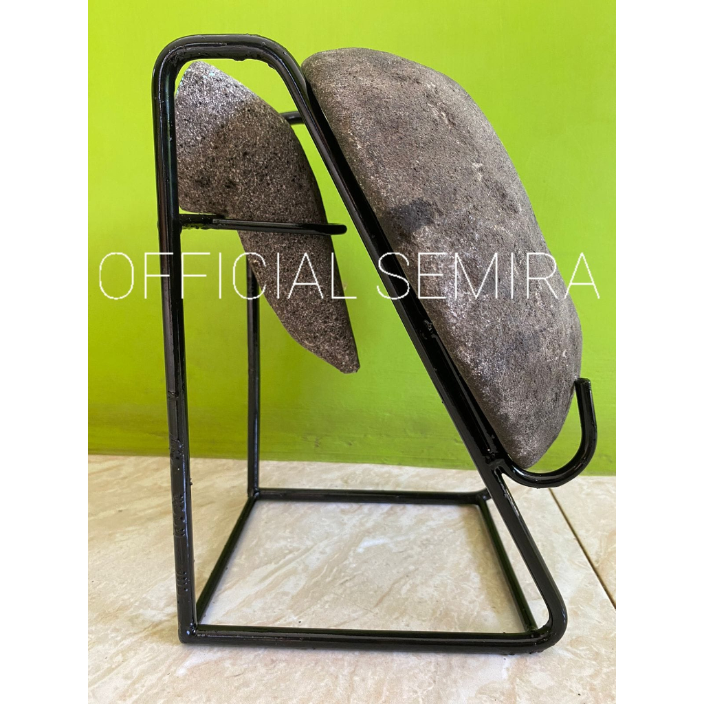 Jual Tatakan/dudukan tempat simpan cobek dan ulekan/tempat cobek/rak ...