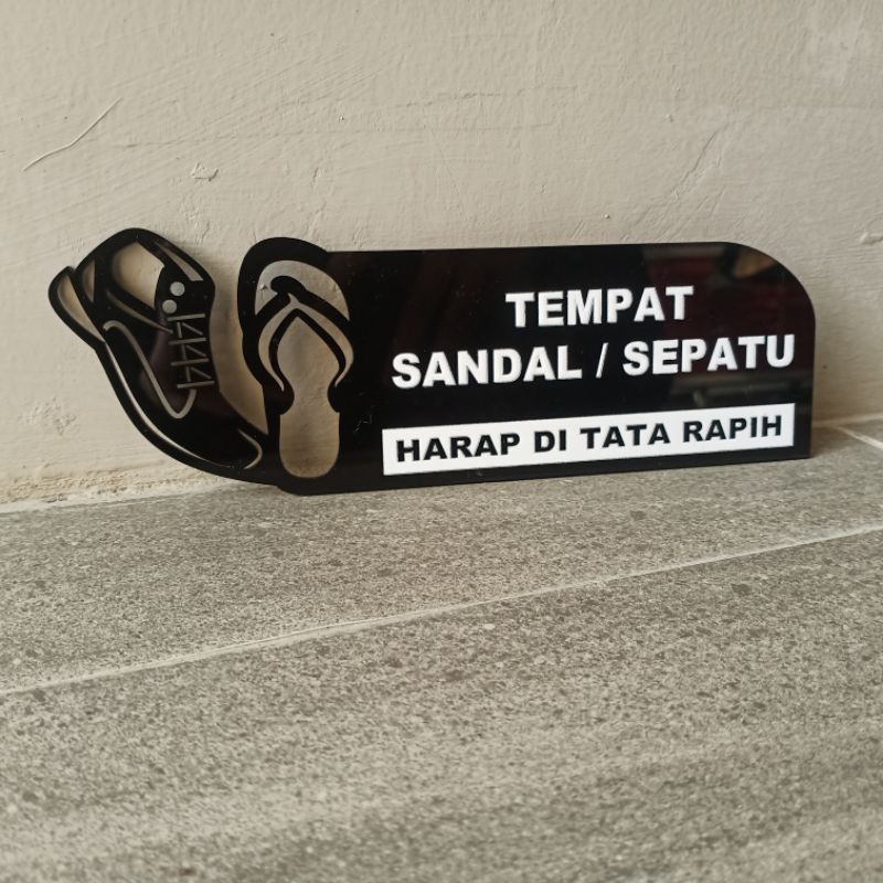 Jual Sign tempat sepatu dan sandal akrilik | Shopee Indonesia