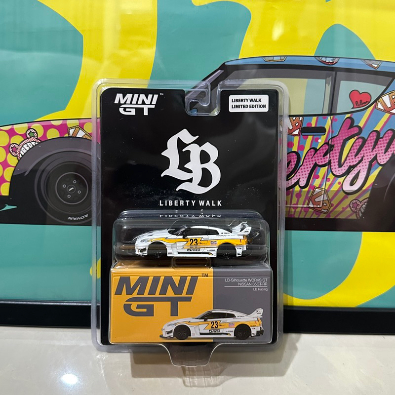 Jual Mini GT 528 LB Silhouette Works Nissan 35GT RR Racing GTR R35 LBWK ...