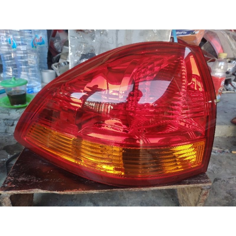 Jual Stop Lamp /Lampu Belakang Pajero Sport 2010-2015 Original Bekas ...