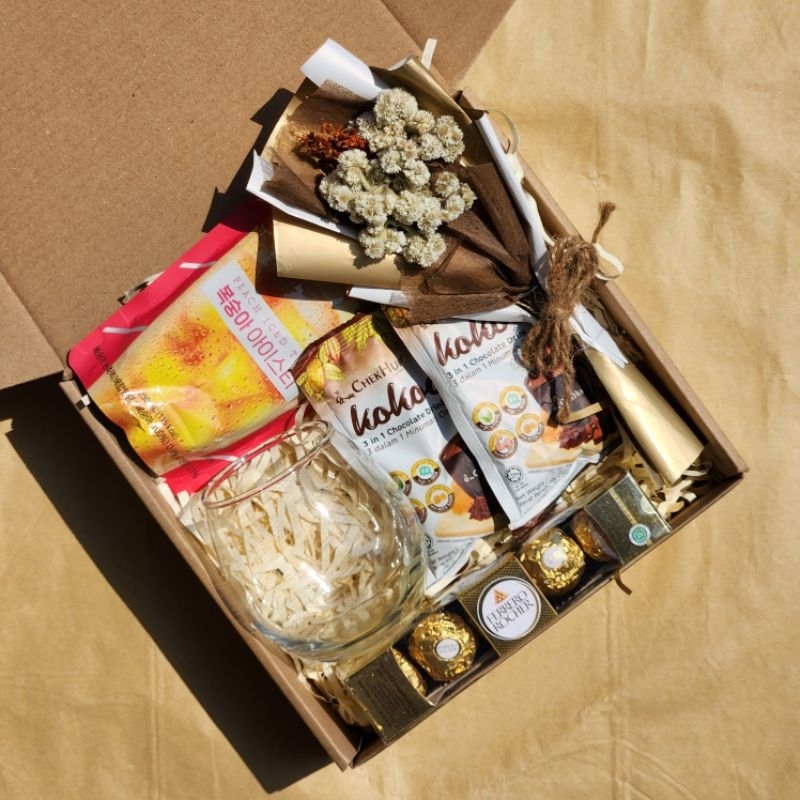 Jual HAMPERS SNACK BOX PREMIUM /GIFT BOX / SNACK BOX / HAMPERS | Shopee ...