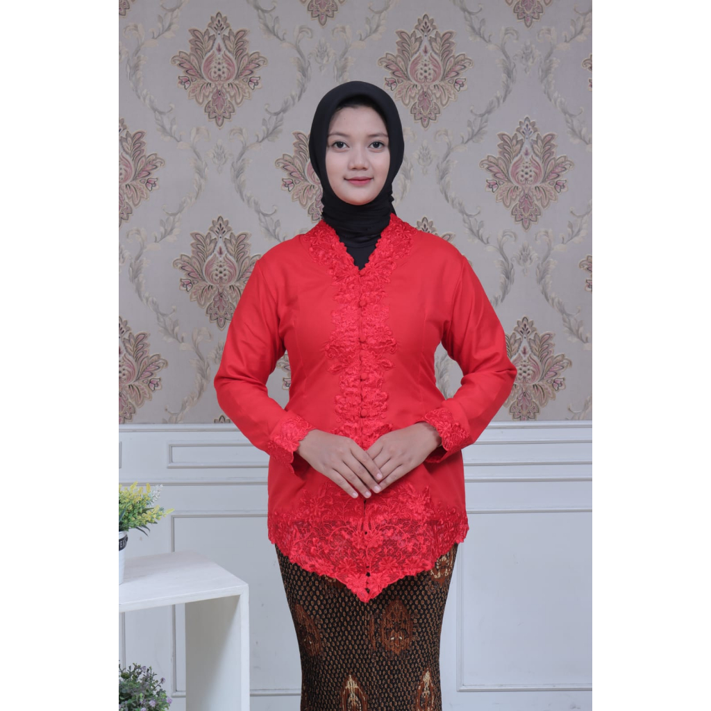 Jual Kebaya Encim Putih Tulang dan Merah Lengan Panjang Kebaya Wisuda ...