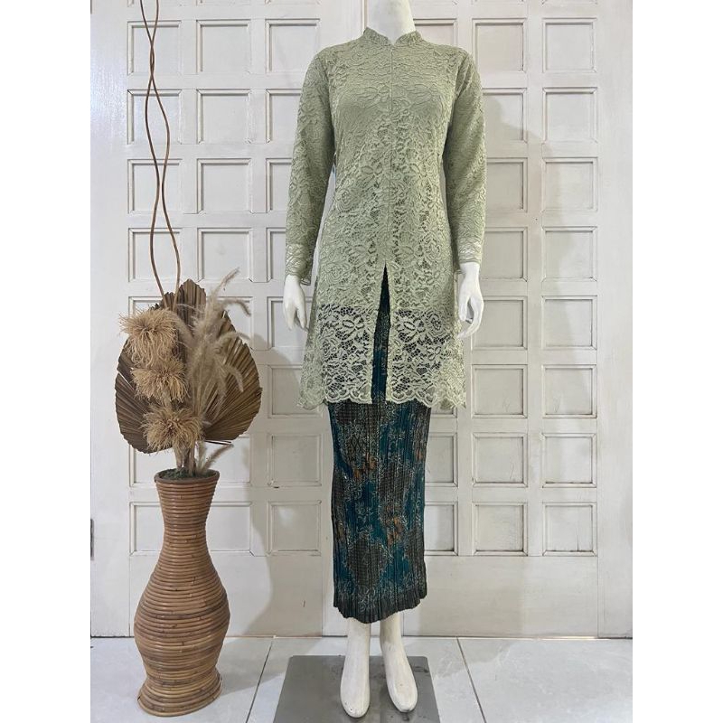 Jual SETELAN KEBAYA BROKAT TUNIK SANGHAI/ KEBAYA MODERN/KEBAYA BROKAT ...