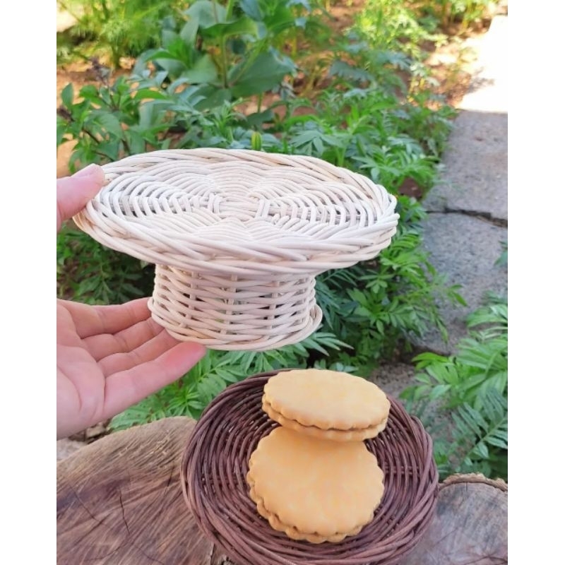 Jual Cake tier tempat buah roti stand kue dari rotan | Shopee Indonesia