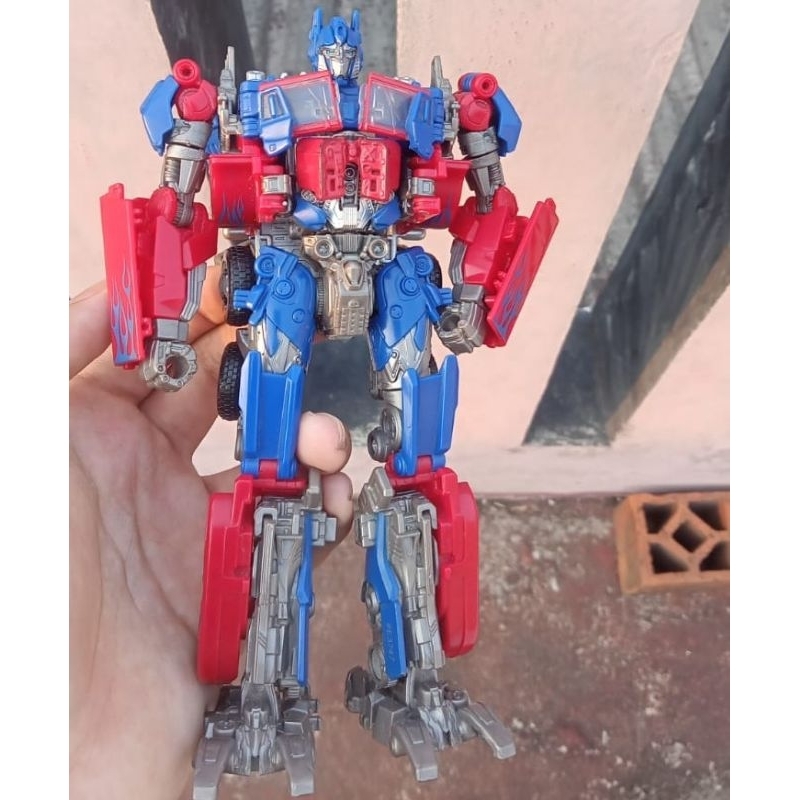 Jual Optimus Prime studios series 32 || Transformers studio series 32 ...