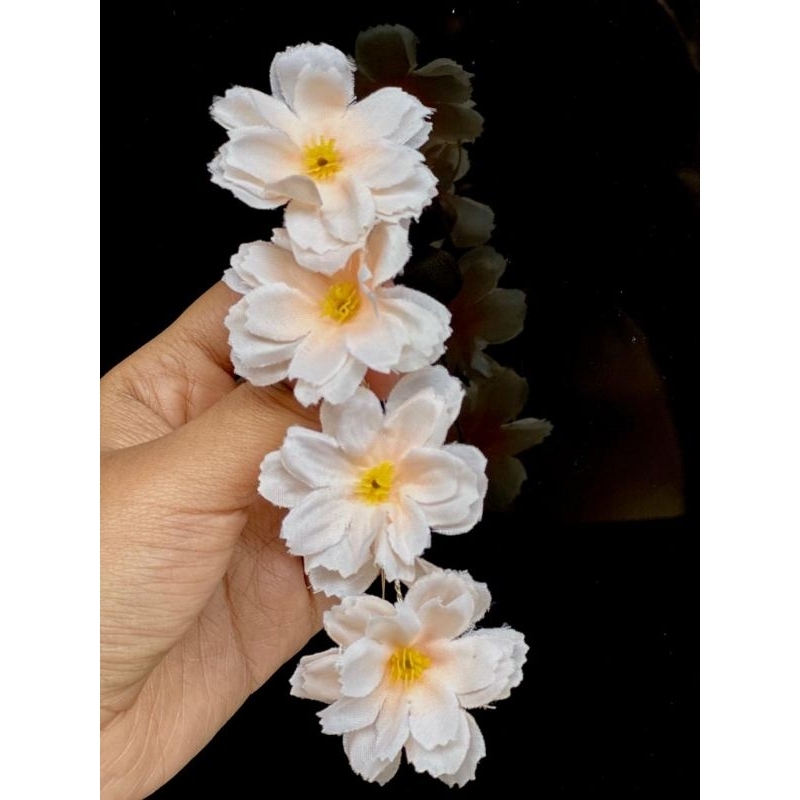 Jual Semanggi Dahlia 4 kuntum/Bunga Sanggul | Shopee Indonesia