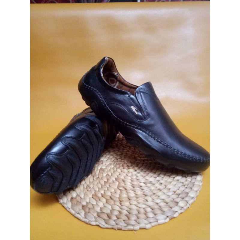Jual Sepatu Pria Terbaru Sepatu Casual Pria Sepatu Kulit Pria Sepatu ...