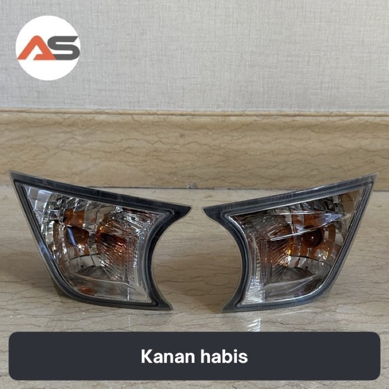 Jual Lampu Sein Kiri Bumper Innova Reborn Koito Original Toyota ...