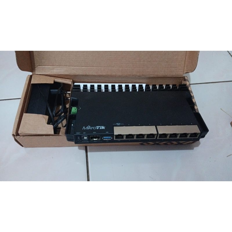 Jual Mikrotik RB5009UG+S+IN | Shopee Indonesia