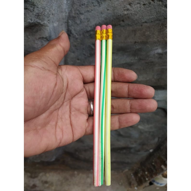 Jual PENSIL LENTUR dapat 6pcs (KOLEKSI BARANG ANTIK JADUL) | Shopee ...