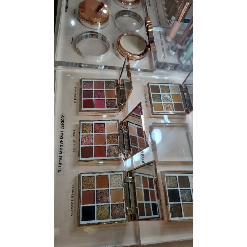 Jual Esqa eyeshadow pallete peach | Shopee Indonesia