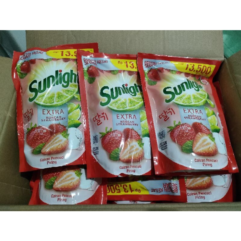 Jual 1 DUS SUNLIGHT EXTRA KOREAN STRAWBERRY UKURAN 560ML ISI 12PCS ...