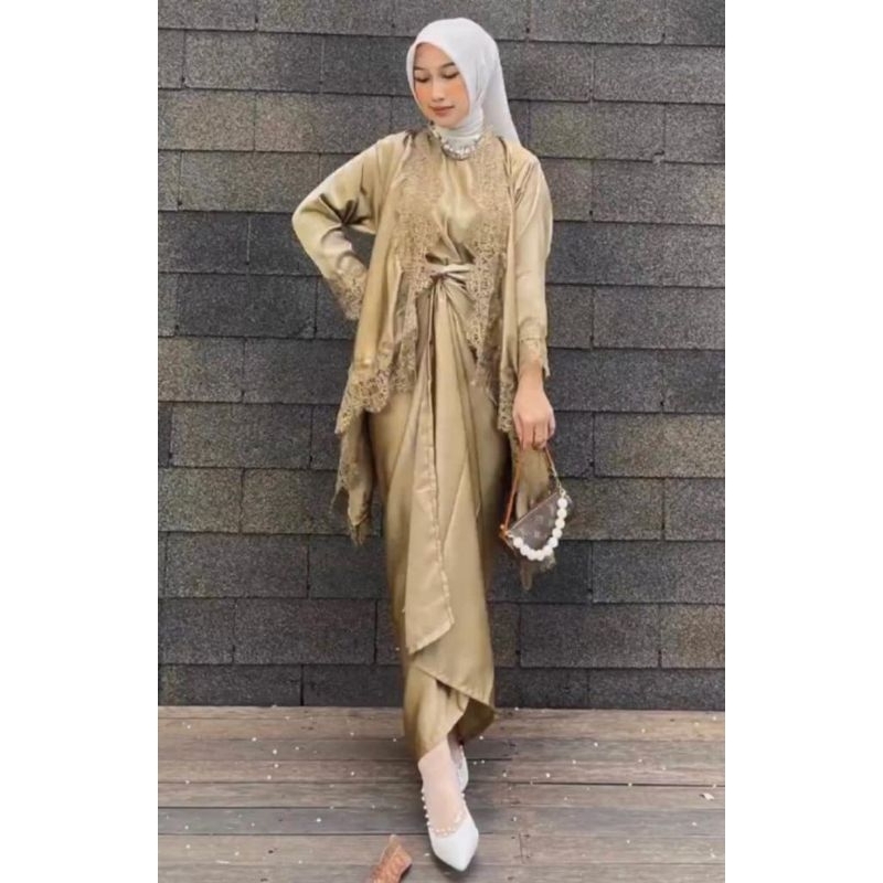 Jual Terlaris Set Maxmara Silk Kebaya Outer Renda Kebaya Modern Kebaya ...