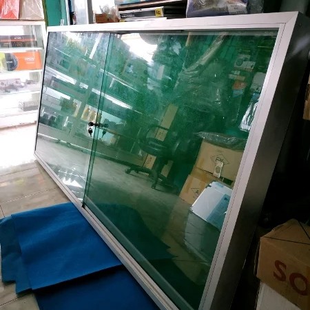 Jual Papan Mading Kaca Soft Board Gantung 120X240CM | Shopee Indonesia