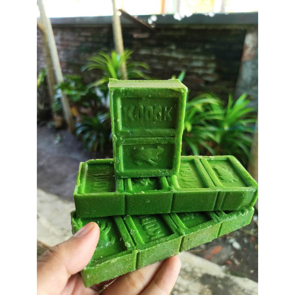 Jual sabun batang cap kodok ampuh menghilangan noda pada baju | Shopee ...