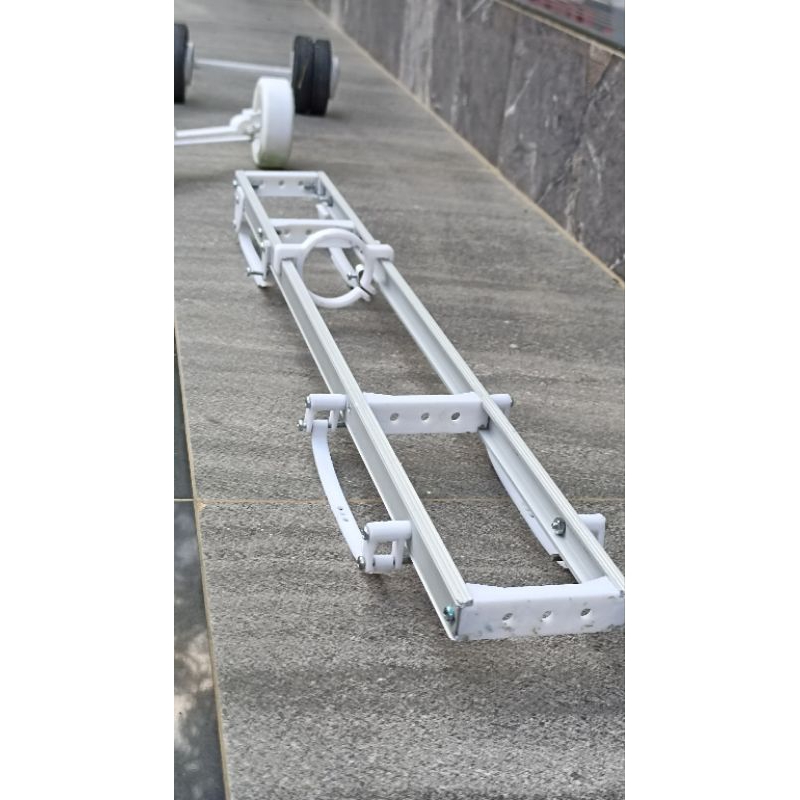 Jual sasis miniatur alumunium skala 1 12 truk set perdaun bonus dudukan ...