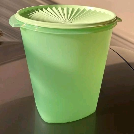 Jual Tupperware - Maxi Canister 10L ( Dapat 1 PcsWarna Hijau | Shopee ...