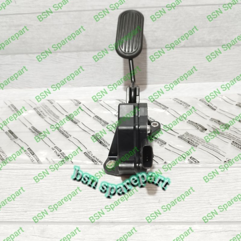 Jual Sensor Pedal Gas Sensor Assy Accelerator Toyota Innova Rebon ...