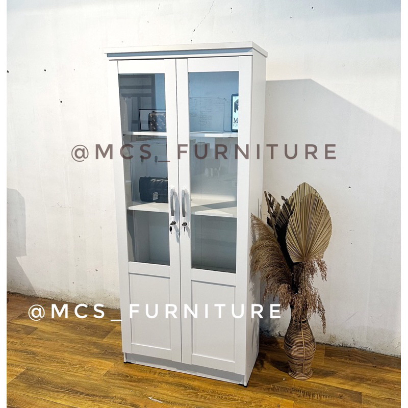 Jual Lemari Display Kaca Showcase 2 Pintu Mebel Furniture MCS Semarang ...