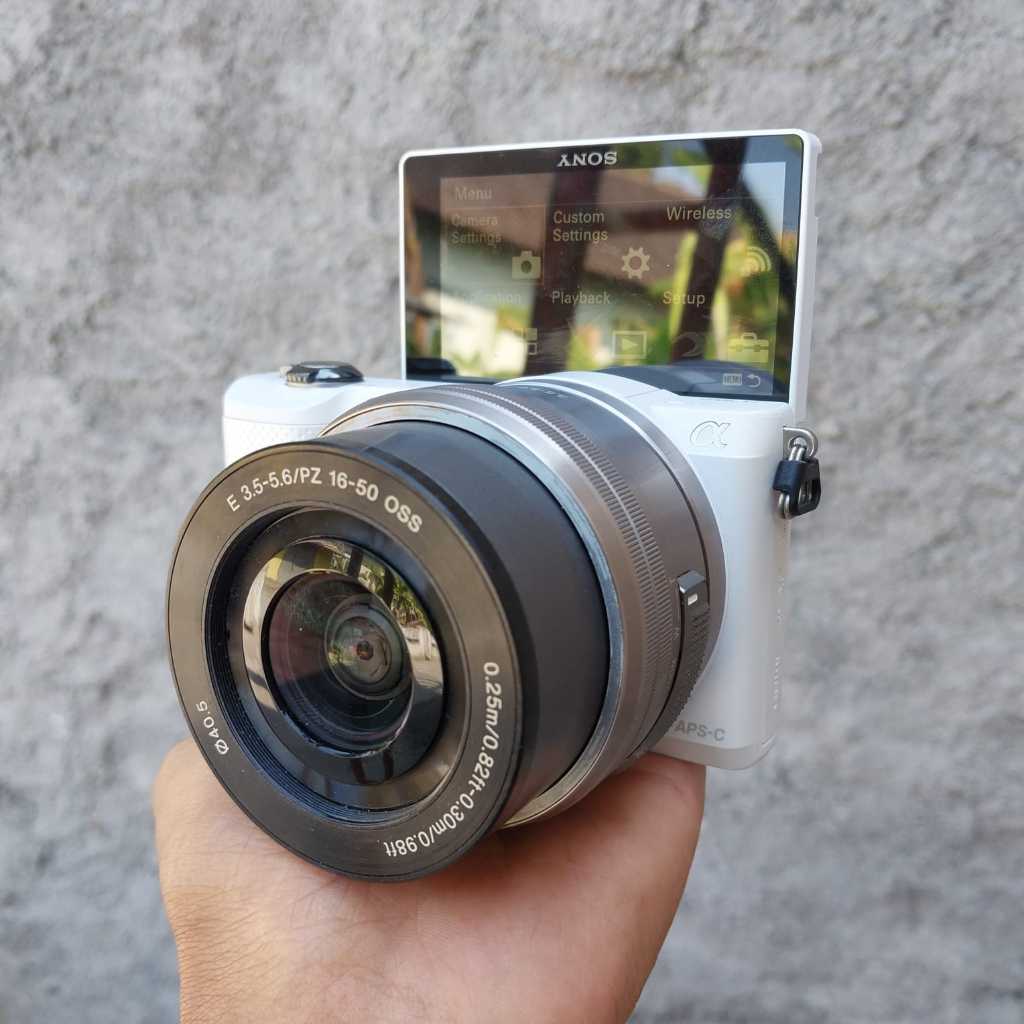Jual Sony A5000 Second / Mirrorless Sony / Kamera Bekas Murah | Shopee ...
