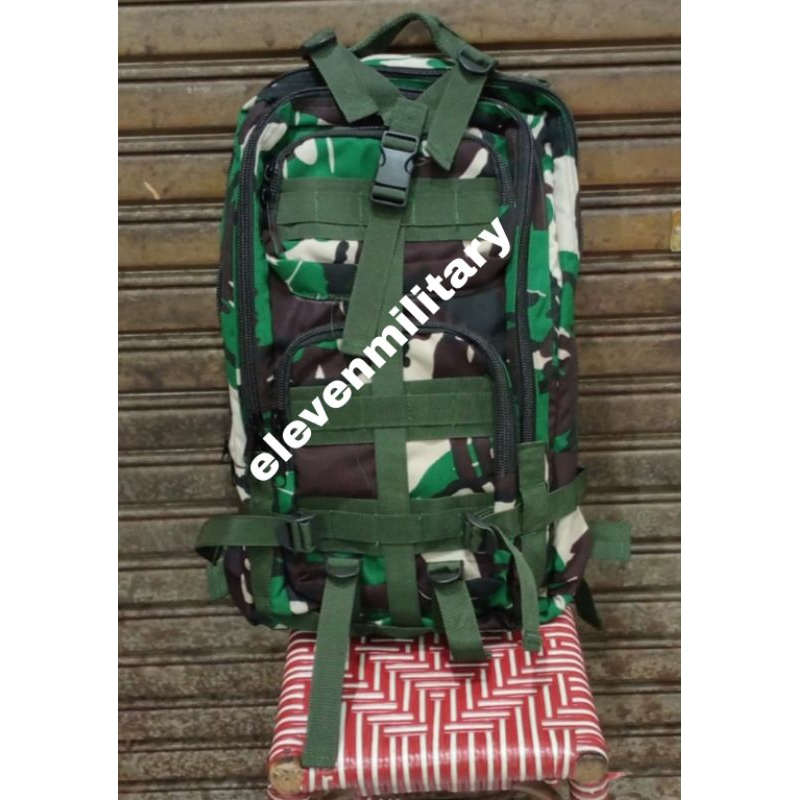 Jual tas loreng Malvinas ukuran sedang | Shopee Indonesia