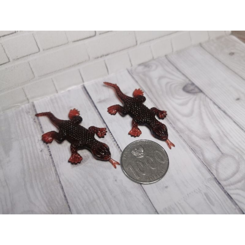 Jual mainan jahil cicak karet putih kuning bening cecak reptil prank ...