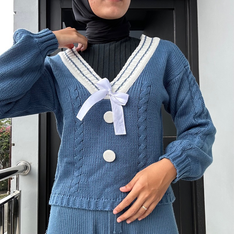 Jual USSY SWEATER RAJUT TEBAL BAJU RAJUT MOTIF CABLE KERAH V PITA ...