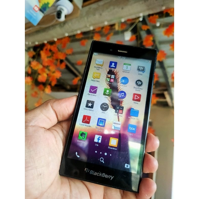 Jual BlackBerry Z3 – Smartphone Elegan dengan Performa Handal! | Shopee ...
