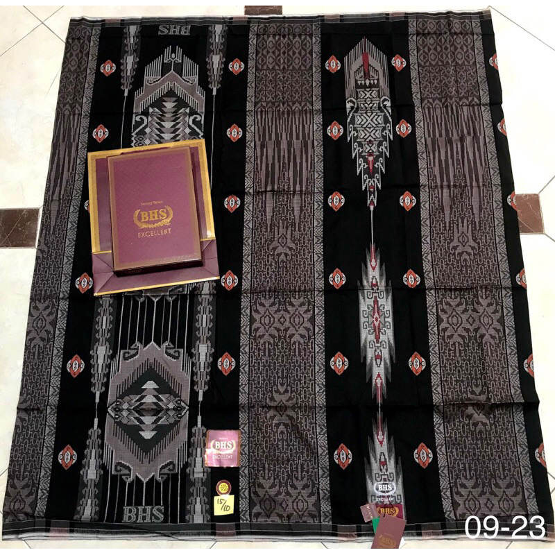 Jual Sarung BHS Excellent Jacquard Gold JEA | Shopee Indonesia