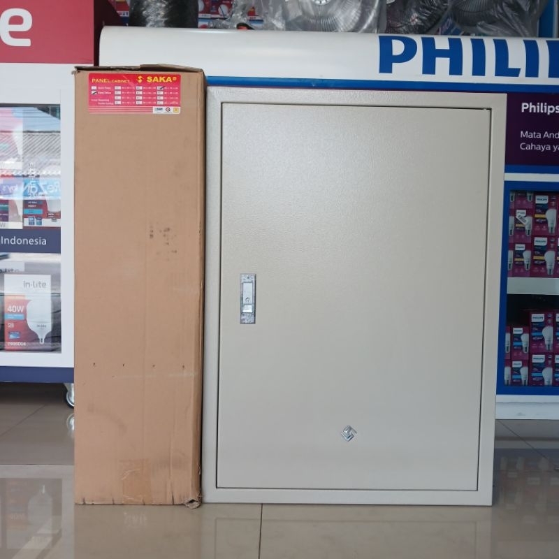 Jual Box panel listrik SAKA 50X70X20 kunci tekan | Shopee Indonesia