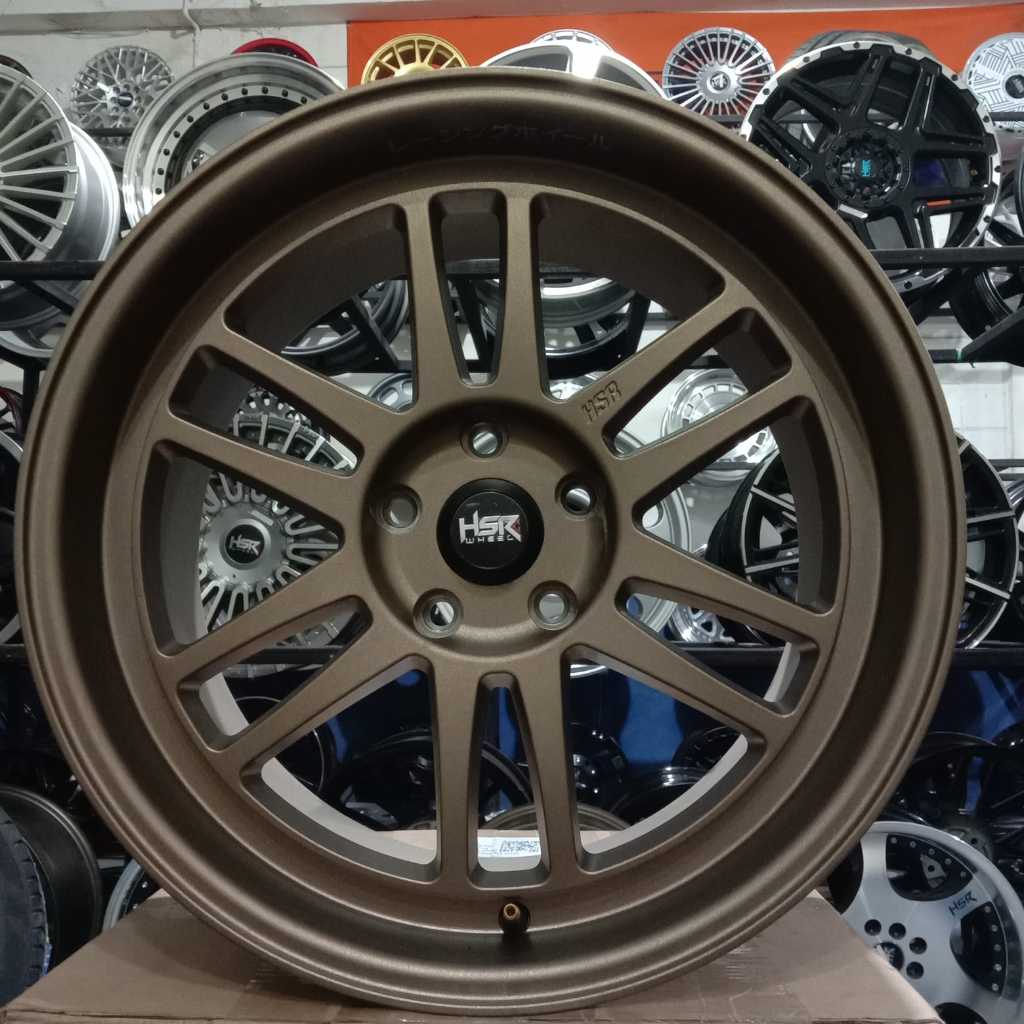 Jual Velg Mobil Racing Hsr Ring18 Hole 5X114,3 Boroko Bly01 Innova Expander Terios-Palembang ...
